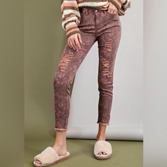 easel | Jeans | Nwt Easel Snake Print Ankle Crop Highwaisted Skinny ...